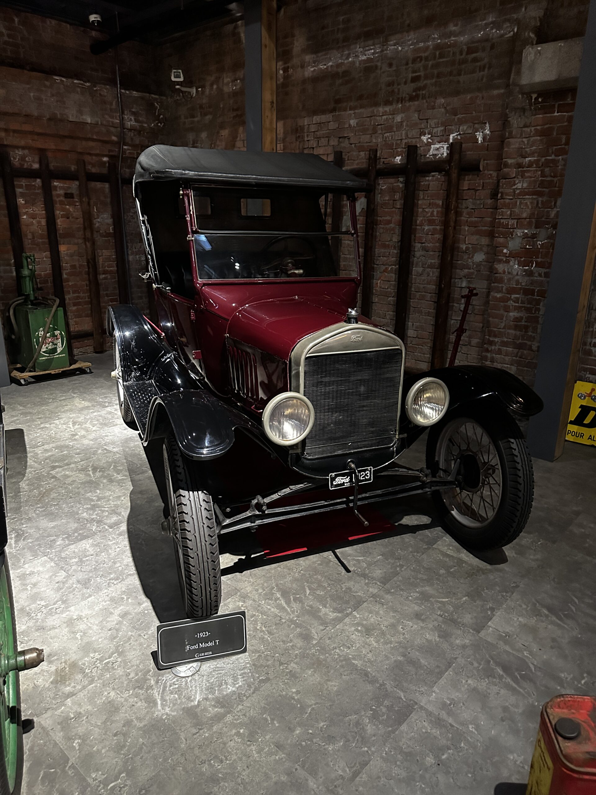 1923 Ford Model T - Japanese Car Fanatic