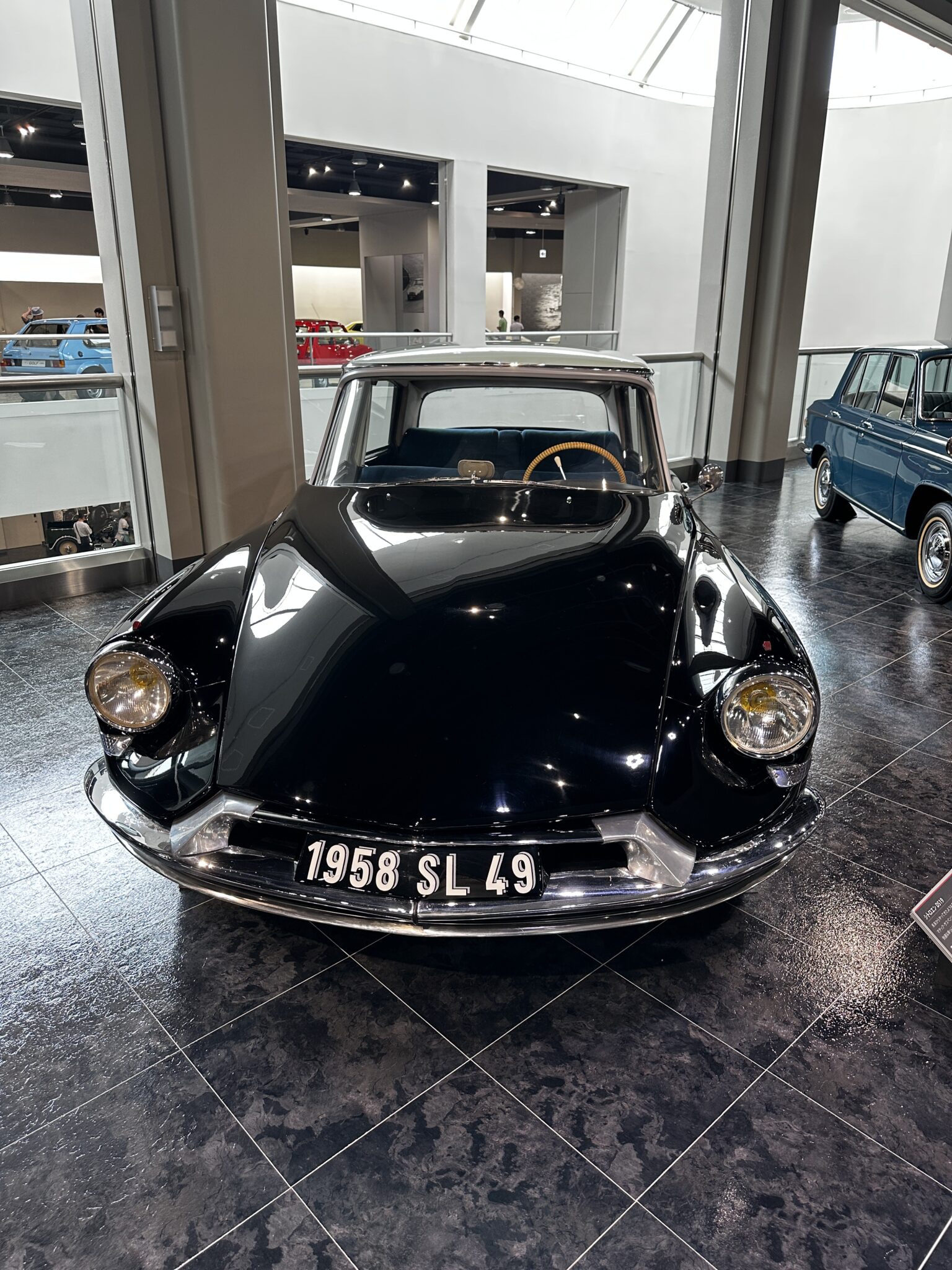 1958 Citroen DS19 - Japanese Car Fanatic