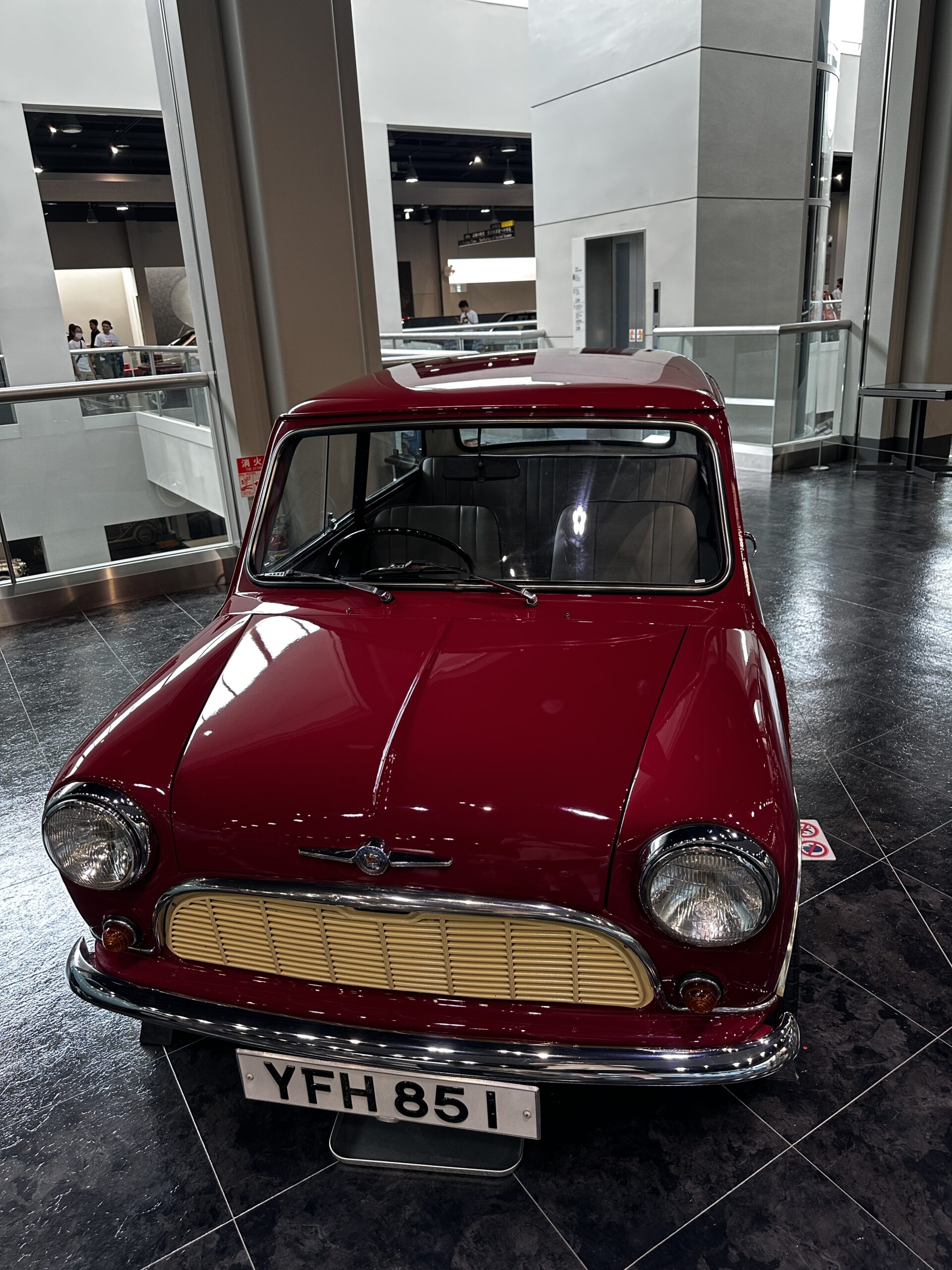 1959 Morris Mini-Minor - Japanese Car Fanatic