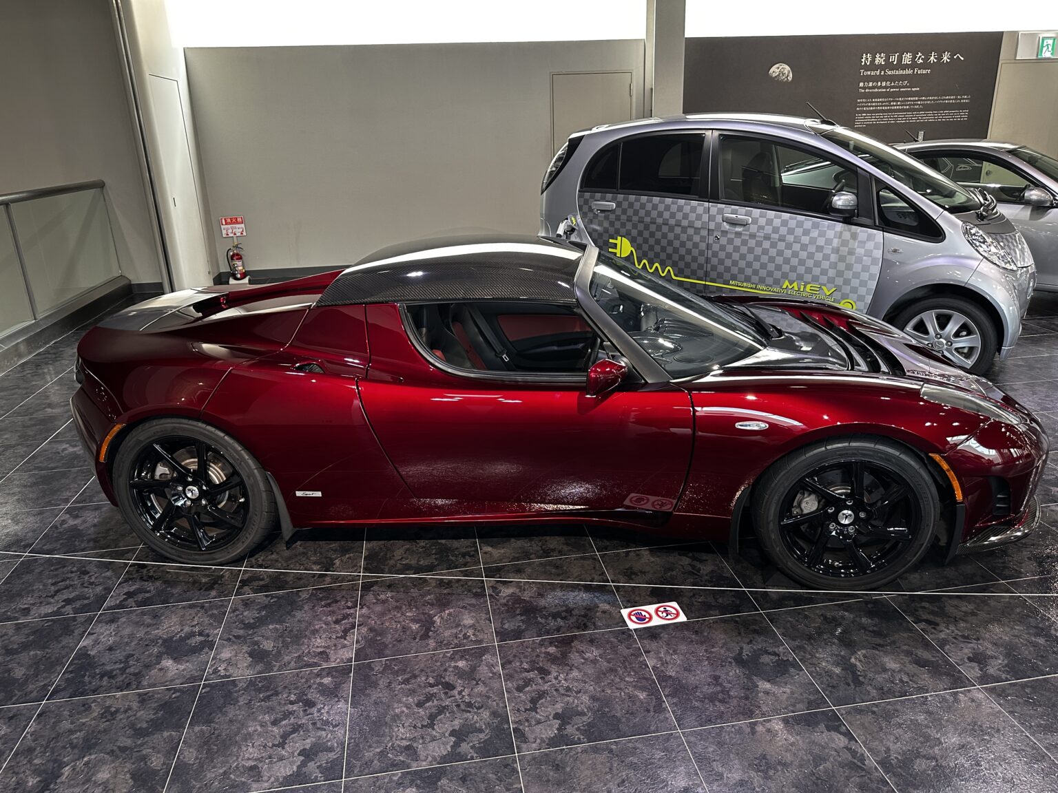 2010 Tesla Roadster Sports - Japanese Car Fanatic